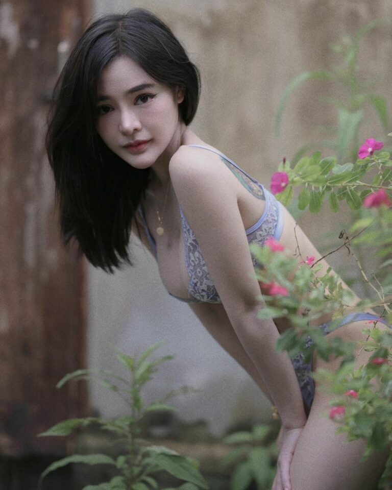 น้องอิน ไอริณ อินดี้ ( irin indy ) สาวสวยน่ารัก onlyfans เซ็กซี่ อกใสสวยชวนฟิน