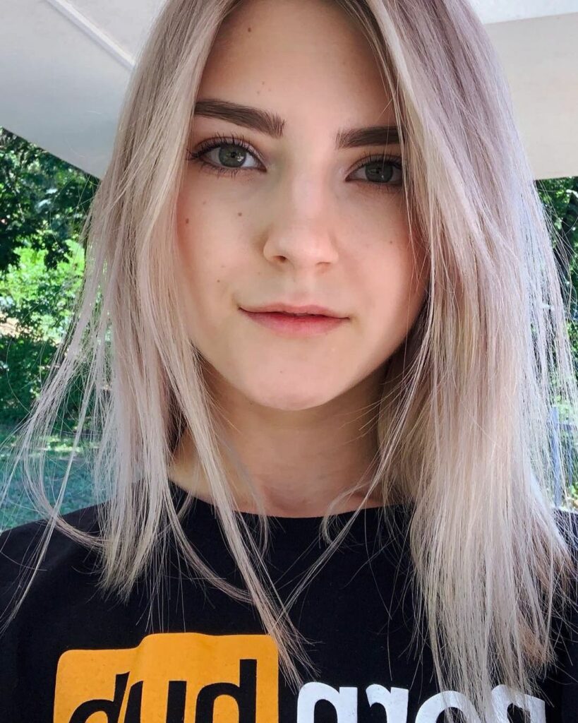 น้องเอวา Eva Elfie นางเอก AV ฝรั่ง สุดแจ่มกับลีลา onlyfans สุดเอ็กซ์ เซ็กซี่