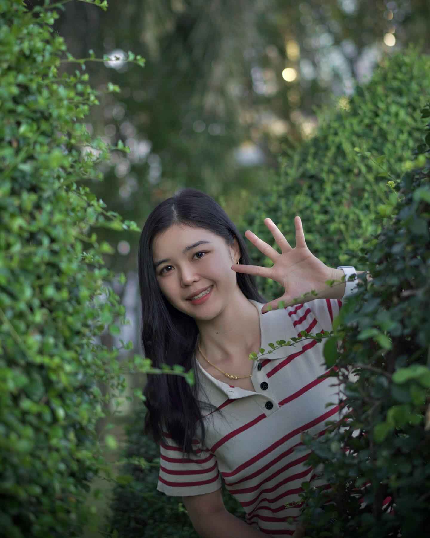 เปิดวาร์ป Bee Sabaithong สาวสวย ผิวใส น่ารัก ทรงเสน่ห์ ของแทร่