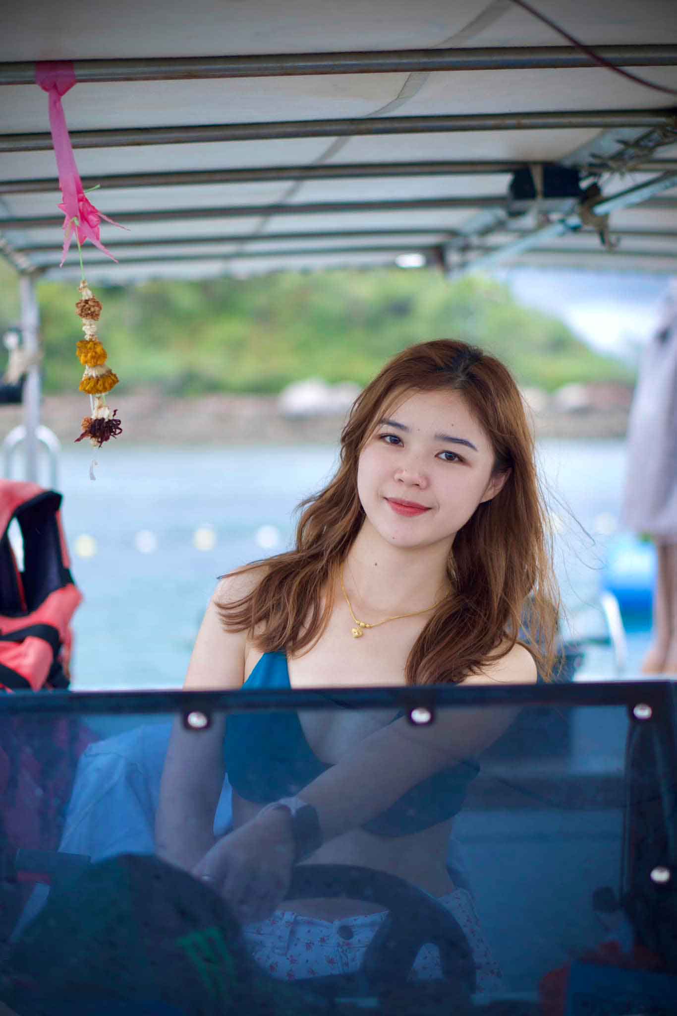 เปิดวาร์ป Bee Sabaithong สาวสวย ผิวใส น่ารัก ทรงเสน่ห์ ของแทร่