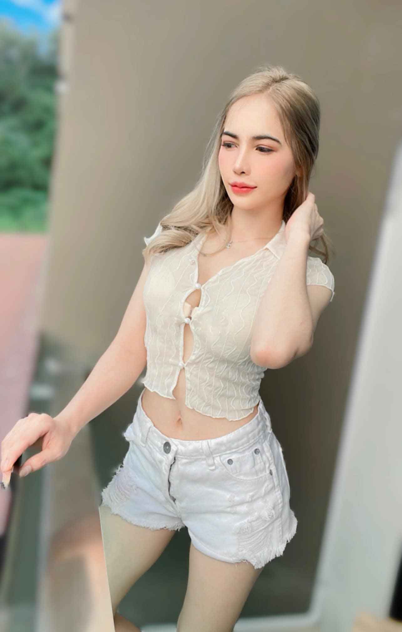 เปิดวาร์ป แก้ว Kamonpatch สาวเซ็กซี่ ไอดอลดัง แซ่บเกินพิกัด