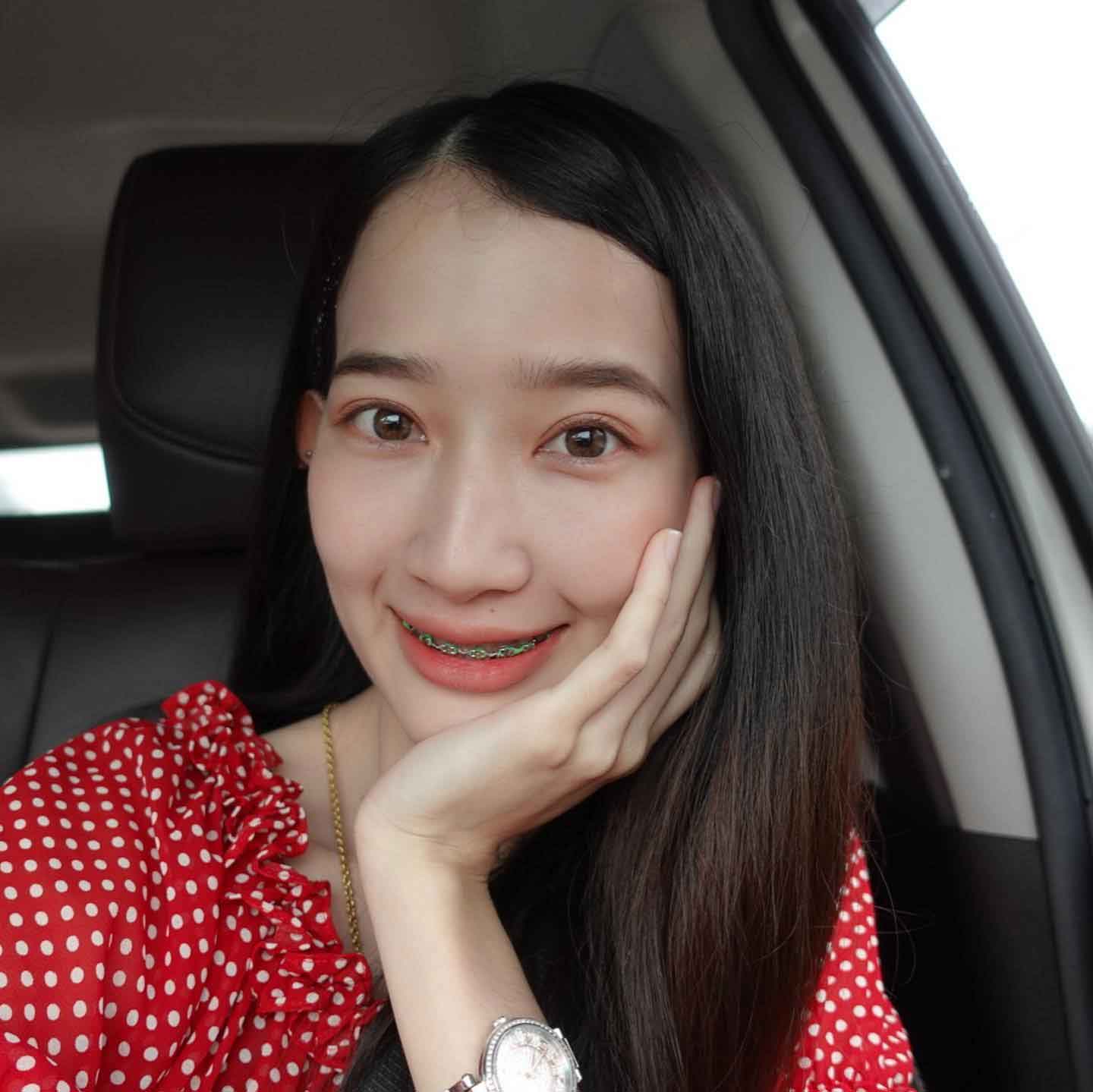 เปิดวาร์ป Phattarawadee สาวสตรีมเมอร์ สายเซ็กซี่ เสน่ห์ล้นหลาม