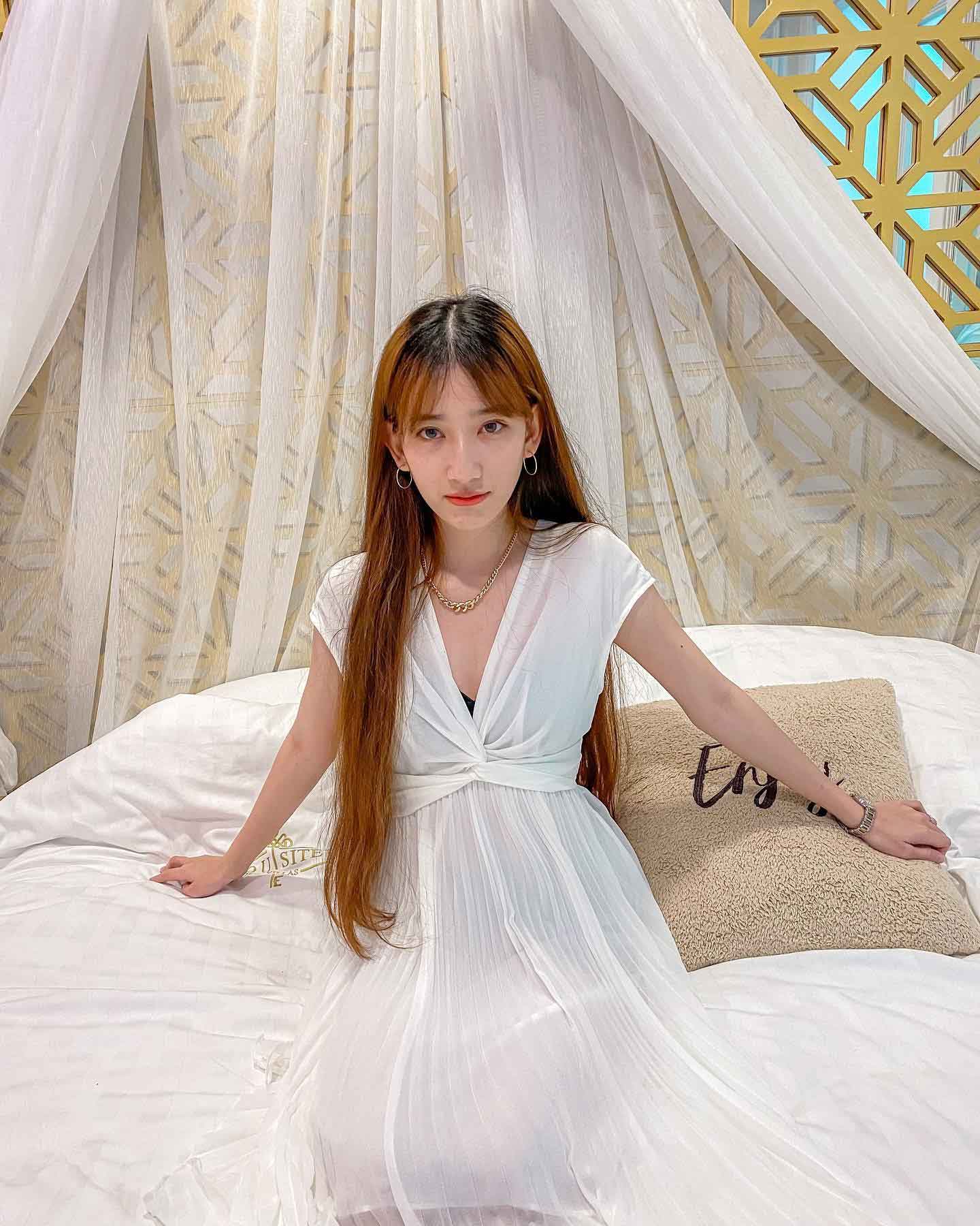 เปิดวาร์ป Phattarawadee สาวสตรีมเมอร์ สายเซ็กซี่ เสน่ห์ล้นหลาม